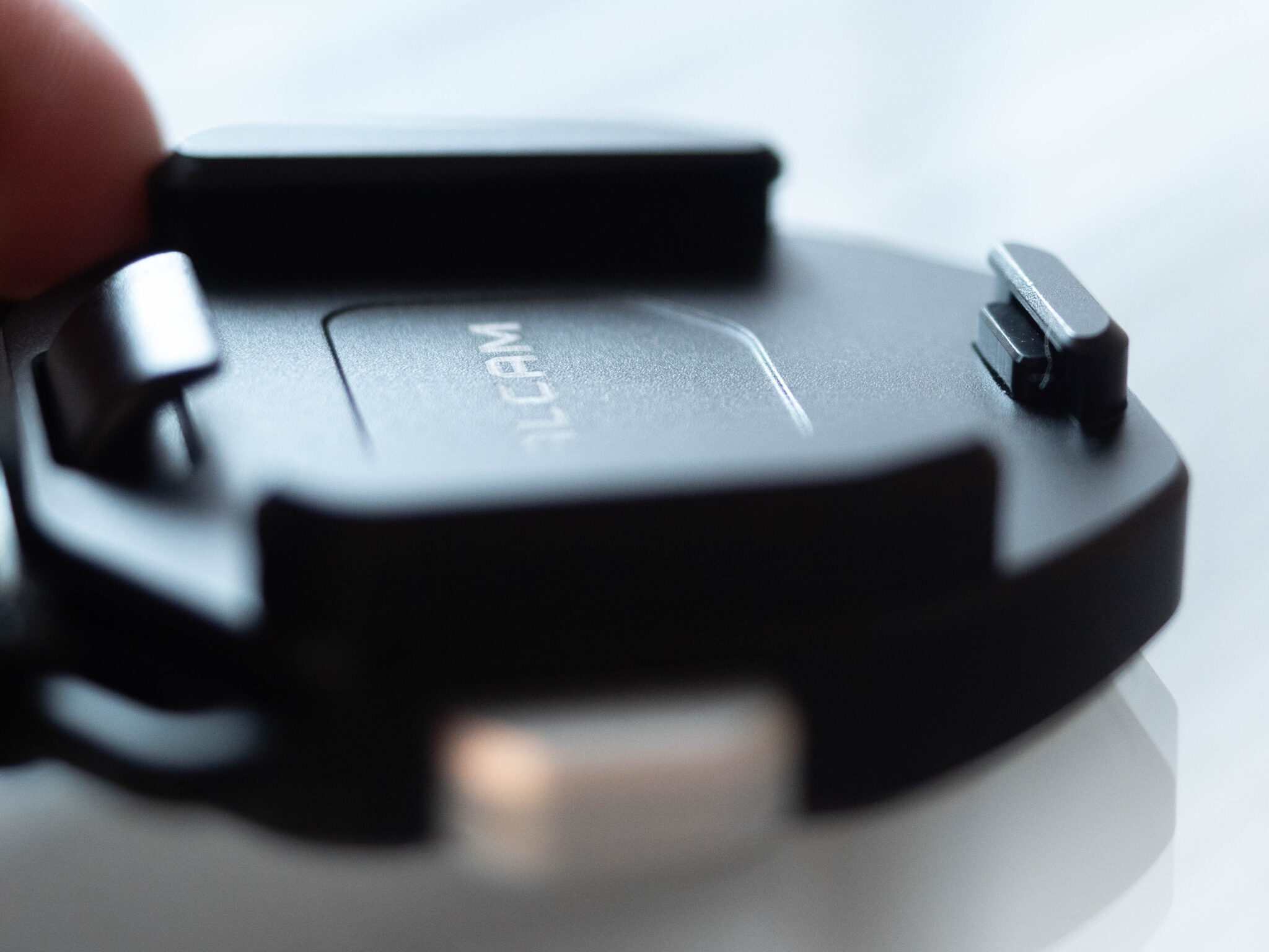 【レビュー】Vlog撮影に最適！Ulanzi Falcamクイックリリースショルダーストラップを購入レビュー｜くろがきのやりたいこと研究所